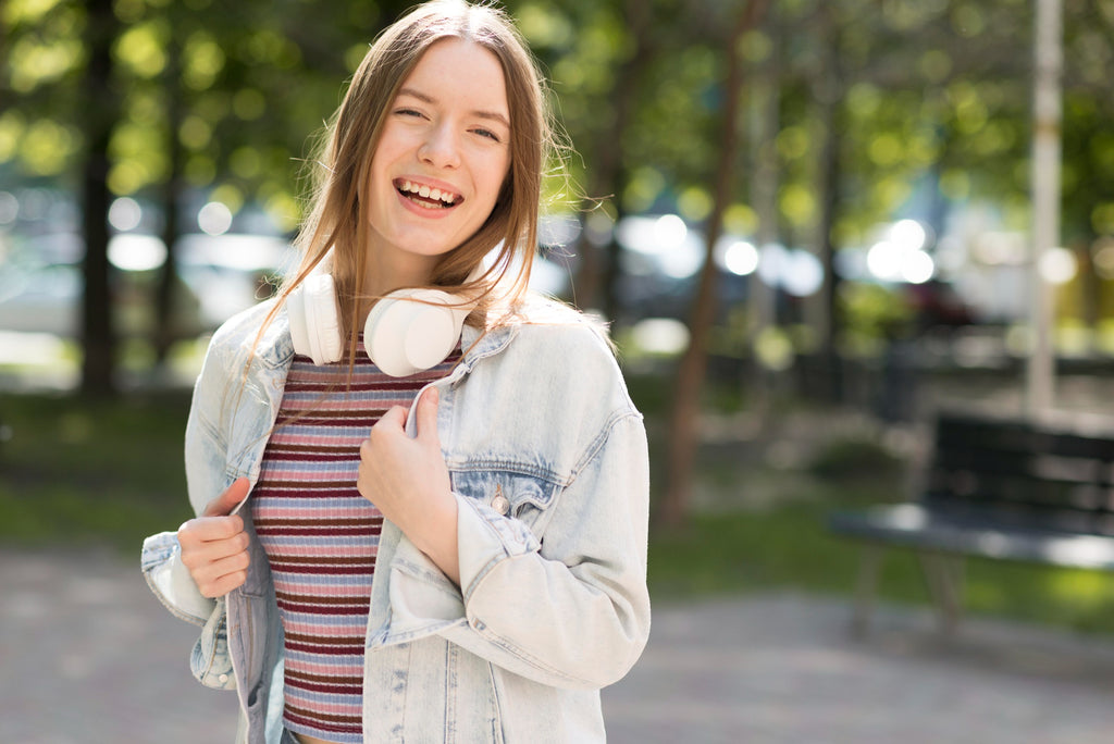 Clear Aligners for Social Events: Discreet and Confident Smiles – Smile ...